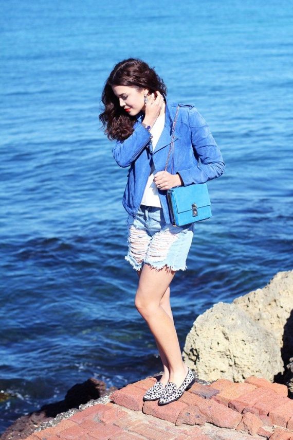 5x girl in BLUE - Fashion Container - Fashion and Travel blog